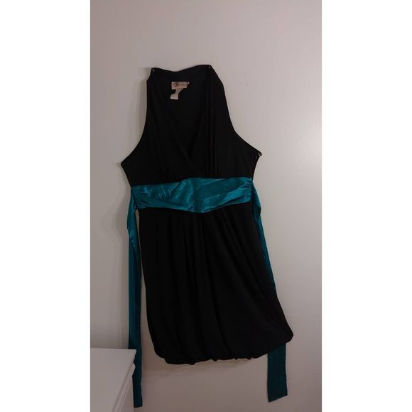 Roulette | Dresses | Roulette Deep V Cocktail Dress | Poshmark